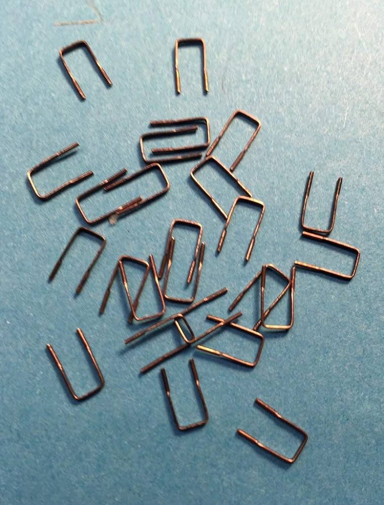 HO Freight Car Stirrup Steps - Style A (25) (ALI29000) – Nankin Hobby